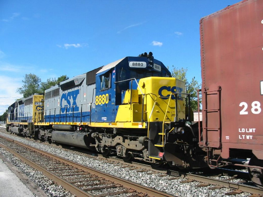 CSX 8880